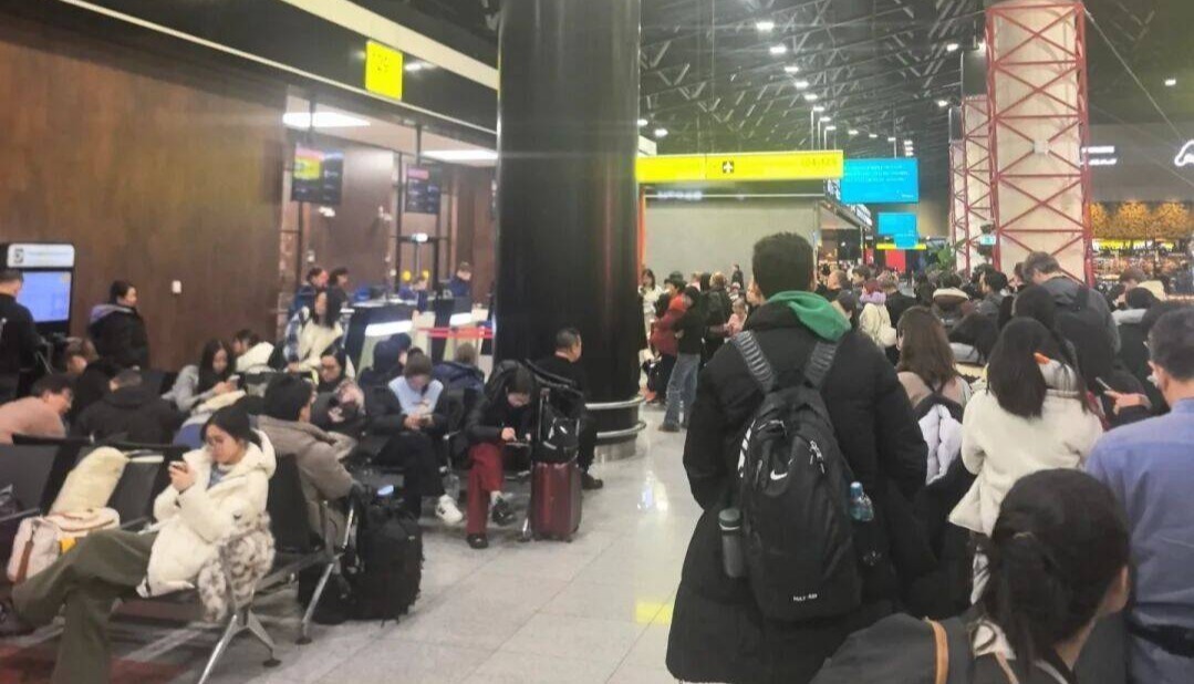 亲历莫斯科机场关闭